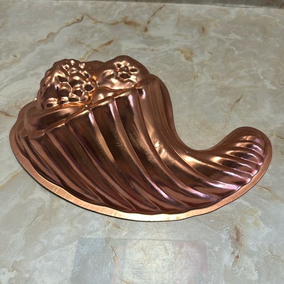 Source Unknown | Kitchen | Vintage Cornucopia Copper Metal Jello Mold ...